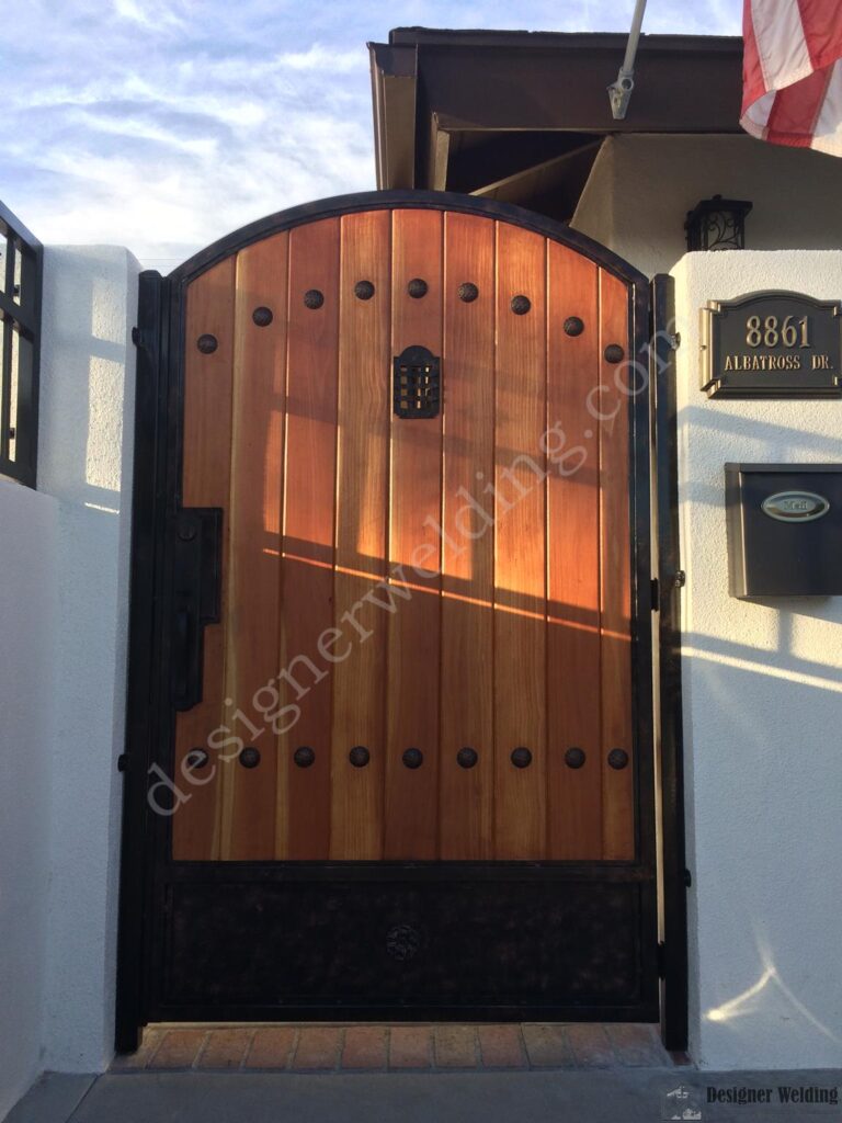 Designer Welding Wood Gates (3) – Desginer Welding